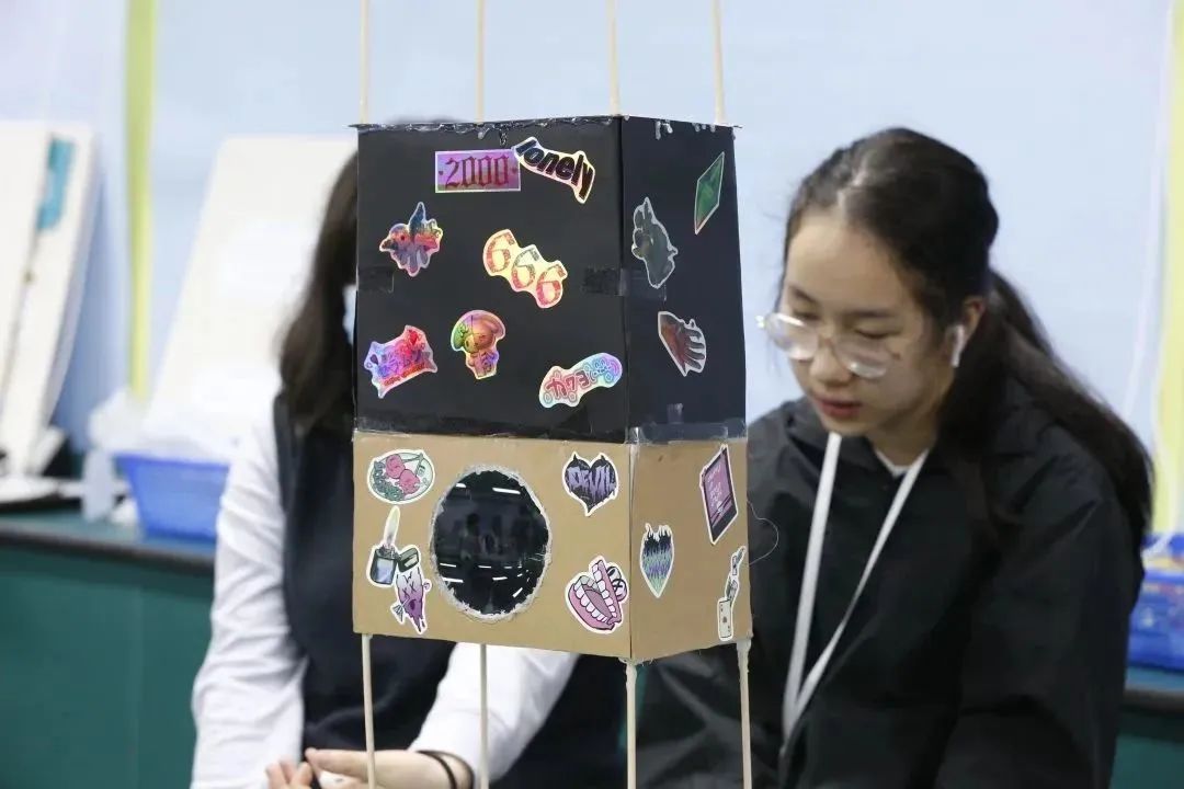 Making Projectors｜Physics Enrichment – Shenzhen College of ...